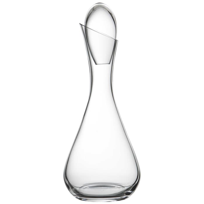 Una buona caraffa decora la casa e adempie al contempo a una funzione ...